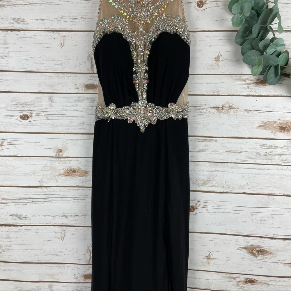 Hand Beaded Black High Neck Gown With Train Size Xs - Gem
